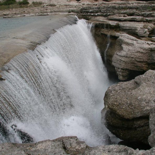Montenegro Falls - Niagara waterfall Podgorica (Map and Amazing Pics)